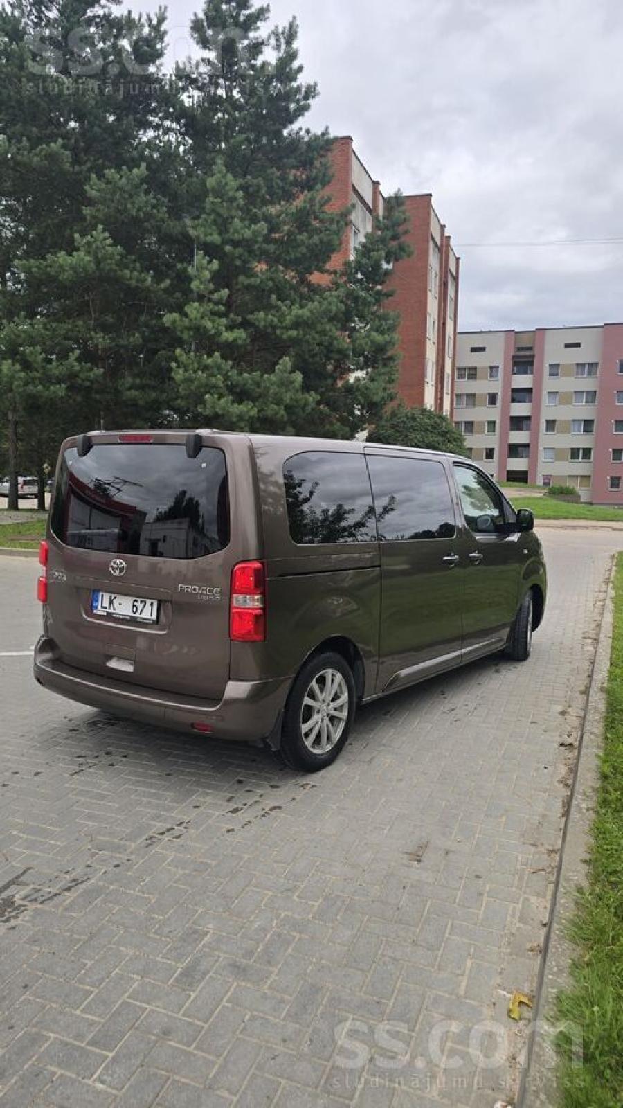 Brūns Toyota Proace 2018 Saldus, ar dzinēja tilpumu 2.00 L un nobraukumu 168 tūkst. km par 14000 €, foto 4 vietnē AUTOMOTO.COM.LV