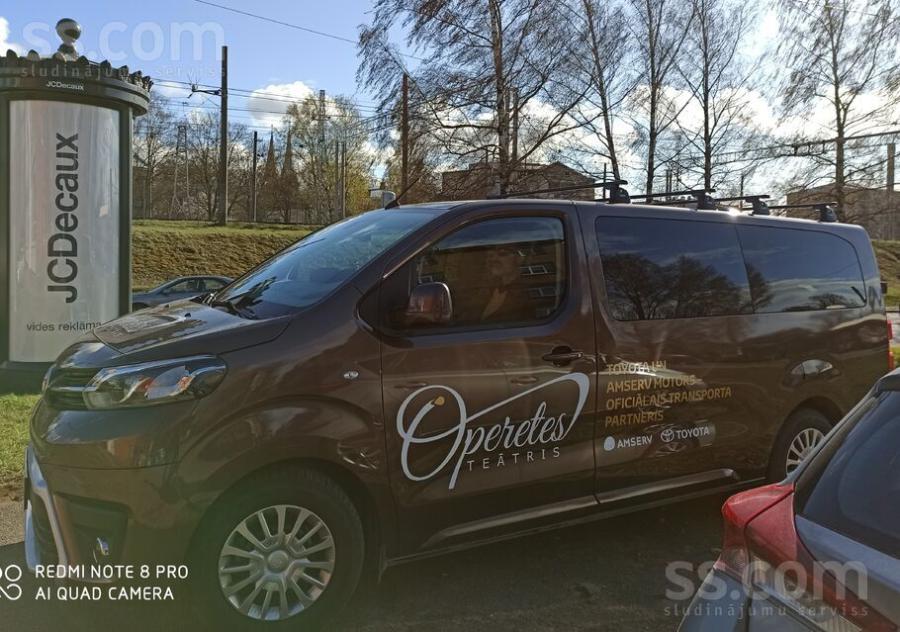 Brown Toyota Proace 2019 in Riga, with an engine capacity of 1.50 L and mileage of 153 thousand km for 14000 €, photo 2 on AUTOMOTO.COM.LV