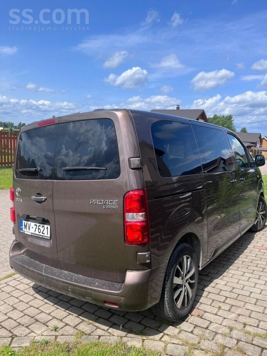 Brown Toyota Proace 2021 in Riga, with an engine capacity of 1.50 L and mileage of 142 thousand km for 19000 €, photo 3 on AUTOMOTO.COM.LV