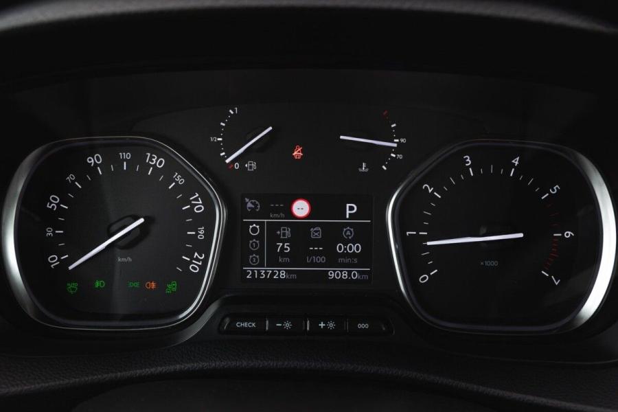 Brūns Toyota Proace 2021 Ventspils, ar dzinēja tilpumu 2.00 L un nobraukumu 214 tūkst. km par 26000 €, foto 23 vietnē AUTOMOTO.COM.LV