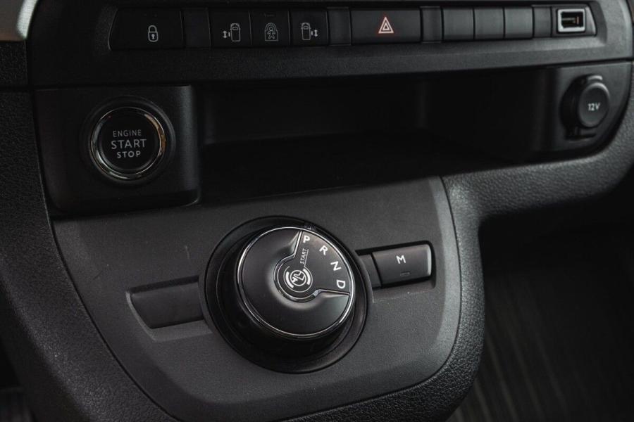 Brūns Toyota Proace 2021 Ventspils, ar dzinēja tilpumu 2.00 L un nobraukumu 214 tūkst. km par 26000 €, foto 28 vietnē AUTOMOTO.COM.LV