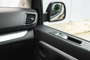 Brūns Toyota Proace 2021 Ventspils, ar dzinēja tilpumu 2.00 L un nobraukumu 214 tūkst. km par 26000 €, foto 34 vietnē AUTOMOTO.COM.LV
