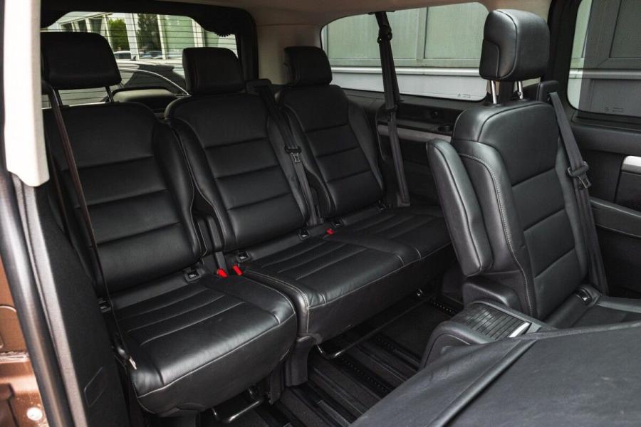 Brūns Toyota Proace 2021 Ventspils, ar dzinēja tilpumu 2.00 L un nobraukumu 214 tūkst. km par 26000 €, foto 38 vietnē AUTOMOTO.COM.LV
