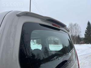 Brūns Toyota Proace 2022 Rīga, ar dzinēja tilpumu 1.50 L un nobraukumu 131 tūkst. km par 13900 €, foto 18 vietnē AUTOMOTO.COM.LV