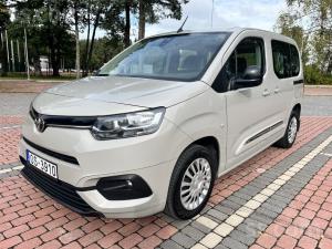 Brown Toyota Proace 2022 in Riga, with an engine capacity of 1.50 L and mileage of 163 thousand km for 11990 €, photo  on AUTOMOTO.COM.LV