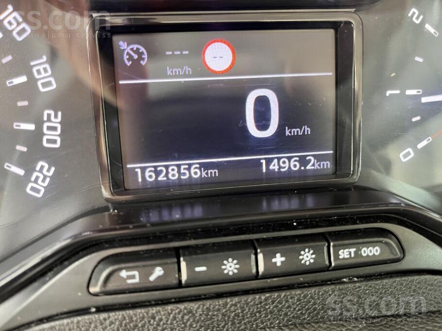 Brūns Toyota Proace 2022 Rīga, ar dzinēja tilpumu 1.50 L un nobraukumu 163 tūkst. km par 11990 €, foto 13 vietnē AUTOMOTO.COM.LV