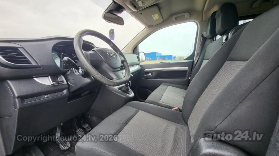 Brūns Toyota Proace 2018 Tallina, ar dzinēja tilpumu 1.60 L un nobraukumu 190 tūkst. km par 13990 €, foto 11 vietnē AUTOMOTO.COM.LV