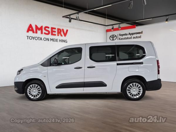 Black Toyota Proace City 2023 in Tallinn, with an engine capacity of 1.99 L and mileage of 53 thousand km for 17900 €, photo 3 on AUTOMOTO.COM.LV
