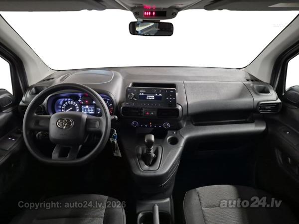 Black Toyota Proace City 2023 in Tallinn, with an engine capacity of 1.99 L and mileage of 53 thousand km for 17900 €, photo 8 on AUTOMOTO.COM.LV