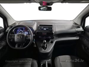 Black Toyota Proace City 2023 in Tallinn, with an engine capacity of 1.99 L and mileage of 53 thousand km for 17900 €, photo 9 on AUTOMOTO.COM.LV