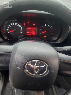 Grey Toyota Proace City 2021 in Prienai, with an engine capacity of 1.50 L and mileage of 148 thousand km for 13500 €, photo 5 on AUTOMOTO.COM.LV
