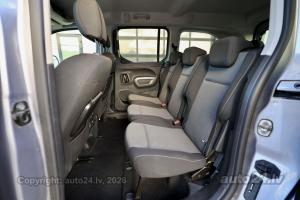 Grey Toyota Proace City 2020 in Tallinn, with an engine capacity of 1.50 L and mileage of 125 thousand km for 15890 €, photo 8 on AUTOMOTO.COM.LV