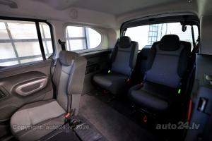 Grey Toyota Proace City 2020 in Tallinn, with an engine capacity of 1.50 L and mileage of 125 thousand km for 15890 €, photo 11 on AUTOMOTO.COM.LV