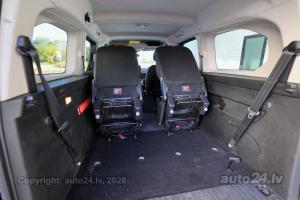 Grey Toyota Proace City 2020 in Tallinn, with an engine capacity of 1.50 L and mileage of 125 thousand km for 15890 €, photo 13 on AUTOMOTO.COM.LV