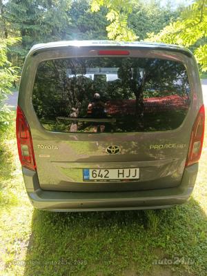 Grey Toyota Proace City 2022 in Tallinn, with an engine capacity of 1.20 L and mileage of 50 thousand km for 12500 €, photo 3 on AUTOMOTO.COM.LV