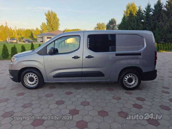 Pelēks Toyota Proace City 2024 Paide, ar dzinēja tilpumu 1.50 L un nobraukumu 46 tūkst. km par 26900 €, foto 6 vietnē AUTOMOTO.COM.LV
