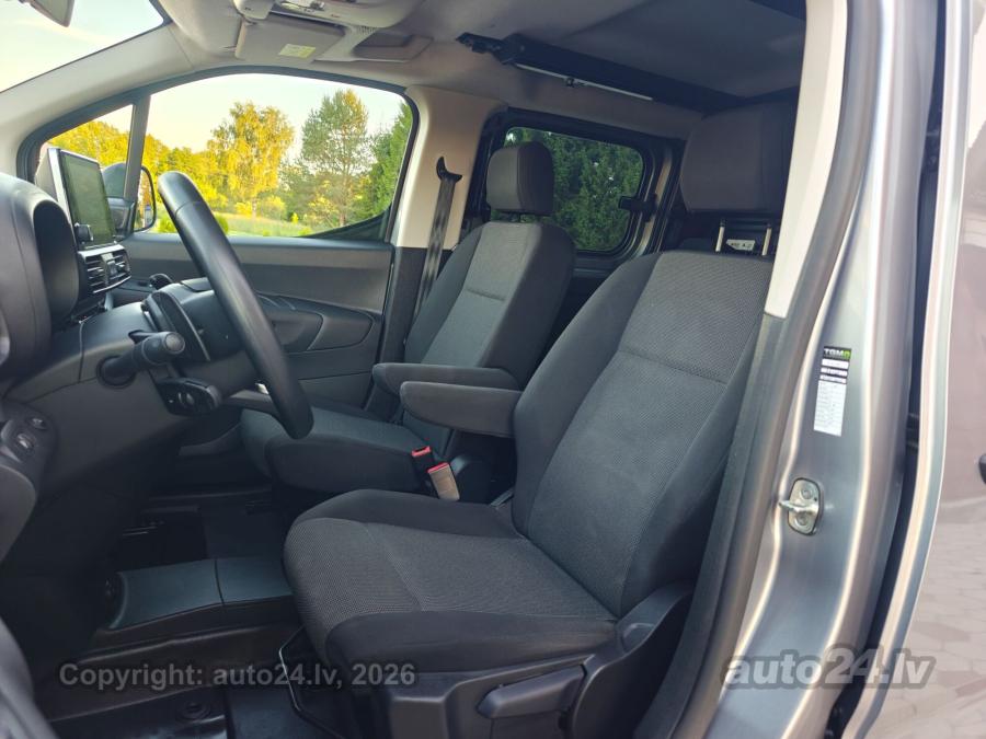 Pelēks Toyota Proace City 2024 Paide, ar dzinēja tilpumu 1.50 L un nobraukumu 46 tūkst. km par 26900 €, foto 12 vietnē AUTOMOTO.COM.LV