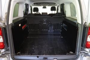 Grey Toyota Proace City 2024 in Tallinn, with an engine capacity of 1.50 L and mileage of 80 thousand km for 24990 €, photo 11 on AUTOMOTO.COM.LV