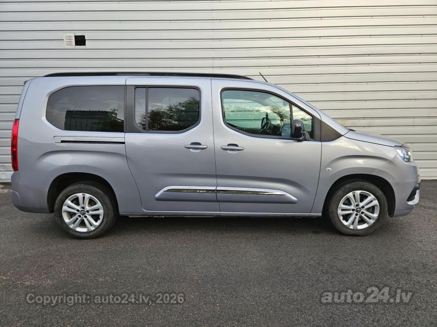 Grey Toyota Proace City 2024 in Tallinn, with an engine capacity of 1.50 L and mileage of 89 thousand km for 27000 €, photo 3 on AUTOMOTO.COM.LV