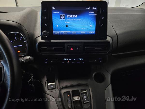 Grey Toyota Proace City 2024 in Tallinn, with an engine capacity of 1.50 L and mileage of 89 thousand km for 27000 €, photo 8 on AUTOMOTO.COM.LV