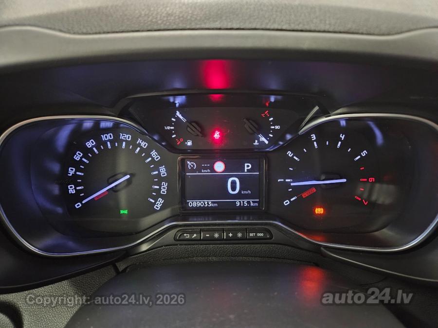 Grey Toyota Proace City 2024 in Tallinn, with an engine capacity of 1.50 L and mileage of 89 thousand km for 27000 €, photo 10 on AUTOMOTO.COM.LV