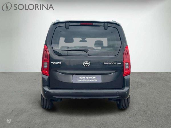 Black Toyota Proace City Verso 2021 in Klaipeda, with an engine capacity of 1.50 L and mileage of 93 thousand km for 14900 €, photo 4 on AUTOMOTO.COM.LV