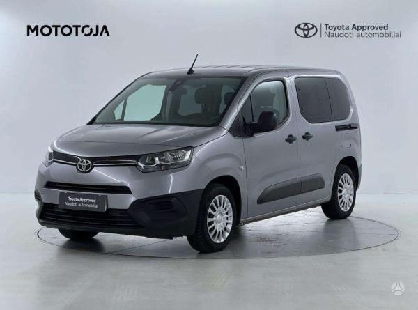 Pelēks Toyota Proace City Verso 2022 Viļņa, ar dzinēja tilpumu 1.50 L un nobraukumu 149 tūkst. km par 14800 €, foto 1 vietnē AUTOMOTO.COM.LV