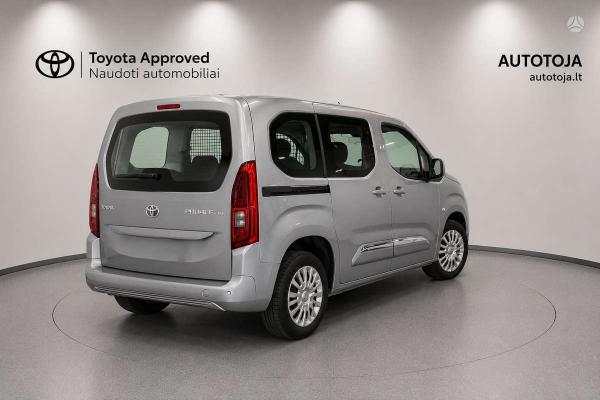 Pelēks Toyota Proace City Verso 2021 Kauņa, ar dzinēja tilpumu 1.50 L un nobraukumu 109 tūkst. km par 13500 €, foto 2 vietnē AUTOMOTO.COM.LV