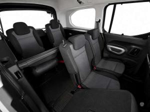 Grey Toyota Proace City Verso 2021 in Kaunas, with an engine capacity of 1.20 L and mileage of 137 thousand km for 14400 €, photo 12 on AUTOMOTO.COM.LV