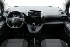 Pelēks Toyota Proace City Verso 2022 Viļņa, ar dzinēja tilpumu 1.20 L un nobraukumu 129 tūkst. km par 13900 €, foto 8 vietnē AUTOMOTO.COM.LV
