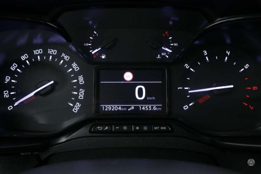 Pelēks Toyota Proace City Verso 2022 Viļņa, ar dzinēja tilpumu 1.20 L un nobraukumu 129 tūkst. km par 13900 €, foto 15 vietnē AUTOMOTO.COM.LV