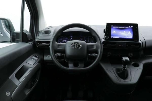 Pelēks Toyota Proace City Verso 2023 Viļņa, ar dzinēja tilpumu 1.20 L un nobraukumu 58 tūkst. km par 17900 €, foto 8 vietnē AUTOMOTO.COM.LV