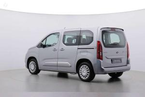 Grey Toyota Proace City Verso 2023 in Vilnius, with an engine capacity of 1.20 L and mileage of 61 thousand km for 17900 €, photo 18 on AUTOMOTO.COM.LV