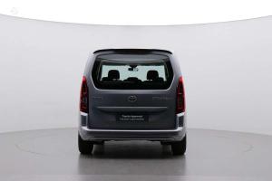 Grey Toyota Proace City Verso 2023 in Vilnius, with an engine capacity of 1.20 L and mileage of 67 thousand km for 16900 €, photo 6 on AUTOMOTO.COM.LV