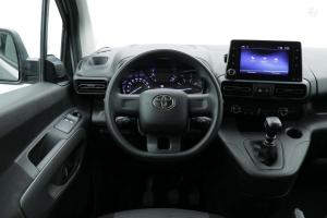 Grey Toyota Proace City Verso 2023 in Vilnius, with an engine capacity of 1.20 L and mileage of 67 thousand km for 16900 €, photo 9 on AUTOMOTO.COM.LV