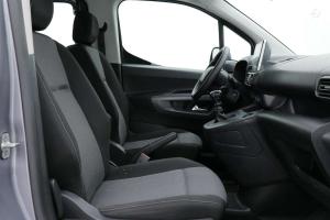 Grey Toyota Proace City Verso 2023 in Vilnius, with an engine capacity of 1.20 L and mileage of 67 thousand km for 16900 €, photo 10 on AUTOMOTO.COM.LV