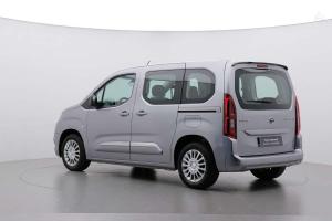 Grey Toyota Proace City Verso 2023 in Vilnius, with an engine capacity of 1.20 L and mileage of 67 thousand km for 16900 €, photo 19 on AUTOMOTO.COM.LV