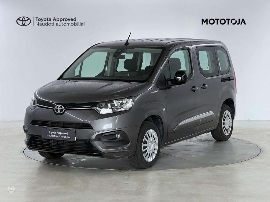 Grey Toyota Proace City Verso 2023 in Vilnius, with an engine capacity of 0.00 L and mileage of 24 thousand km for 19900 €, photo 1 on AUTOMOTO.COM.LV