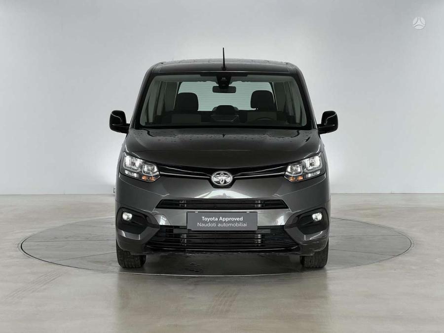 Grey Toyota Proace City Verso 2023 in Vilnius, with an engine capacity of 0.00 L and mileage of 24 thousand km for 19900 €, photo 6 on AUTOMOTO.COM.LV