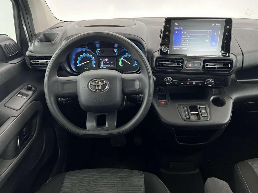 Grey Toyota Proace City Verso 2023 in Vilnius, with an engine capacity of 0.00 L and mileage of 24 thousand km for 19900 €, photo 10 on AUTOMOTO.COM.LV