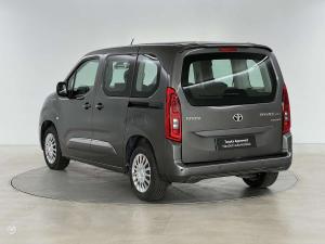 Grey Toyota Proace City Verso 2023 in Vilnius, with an engine capacity of 0.00 L and mileage of 24 thousand km for 19900 €, photo 18 on AUTOMOTO.COM.LV