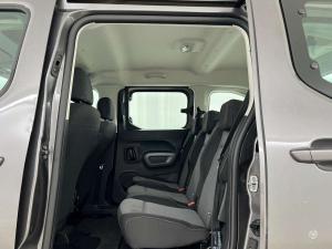 Grey Toyota Proace City Verso 2023 in Vilnius, with an engine capacity of 0.00 L and mileage of 24 thousand km for 19900 €, photo 20 on AUTOMOTO.COM.LV