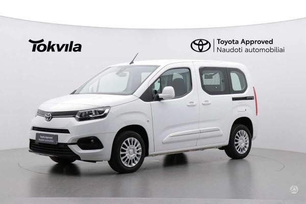 Balts Toyota Proace City Verso 2021 Viļņa, ar dzinēja tilpumu 1.50 L un nobraukumu 110 tūkst. km par 16900 €, foto 1 vietnē AUTOMOTO.COM.LV