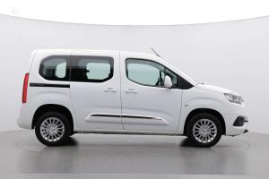 Balts Toyota Proace City Verso 2021 Viļņa, ar dzinēja tilpumu 1.50 L un nobraukumu 110 tūkst. km par 16900 €, foto 18 vietnē AUTOMOTO.COM.LV