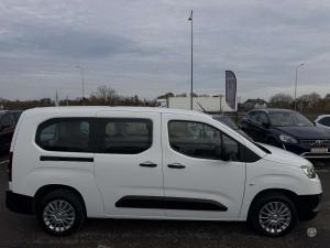 Balts Toyota Proace City Verso 2021 Viļņa, ar dzinēja tilpumu 1.50 L un nobraukumu 155 tūkst. km par 12999 €, foto 8 vietnē AUTOMOTO.COM.LV