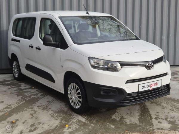 White Toyota Proace City Verso 2021 in Vilnius, with an engine capacity of 1.50 L and mileage of 180 thousand km for 9900 €, photo 2 on AUTOMOTO.COM.LV