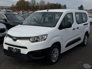 White Toyota Proace City Verso 2021 in Vilnius, with an engine capacity of 1.50 L and mileage of 155 thousand km for 12200 €, photo  on AUTOMOTO.COM.LV