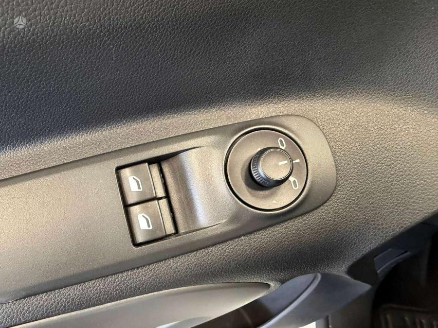 Balts Toyota Proace City Verso 2021 Kauņa, ar dzinēja tilpumu 1.50 L un nobraukumu 144 tūkst. km par 13500 €, foto 22 vietnē AUTOMOTO.COM.LV