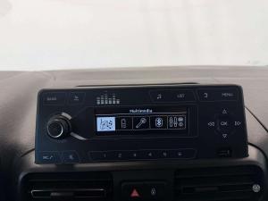 Balts Toyota Proace City Verso 2021 Kauņa, ar dzinēja tilpumu 1.50 L un nobraukumu 144 tūkst. km par 13500 €, foto 25 vietnē AUTOMOTO.COM.LV