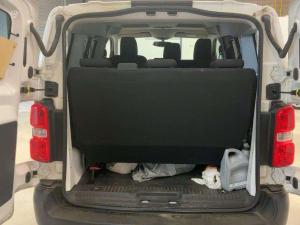 White Toyota Proace City Verso 2021 in Vilnius, with an engine capacity of 1.50 L and mileage of 125 thousand km for 18275 €, photo 14 on AUTOMOTO.COM.LV